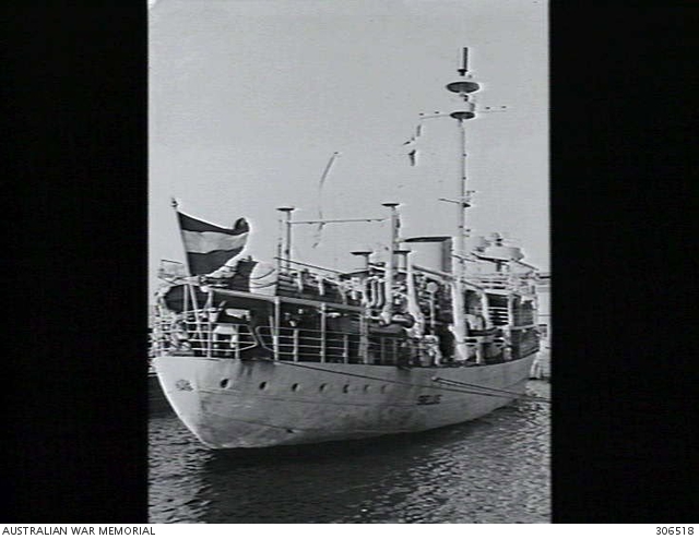 WILLIAMSTOWN, VIC. 1953-03-14. STERN VIEW OF THE DUTCH SURVEY VESSEL ...