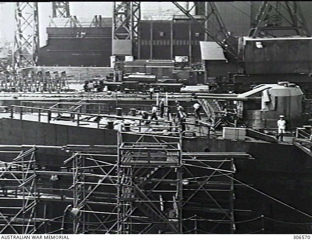 PHILADELPHIA NAVY YARD, USA. 1943. THE UPPER SECTION OF THE NEW BOW OF ...