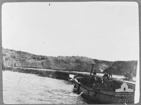 Men of the 1st Royal Australian Navy Bridging Train (RANBT) placing ...