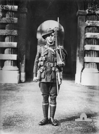 Portrait of an unidentified Australian Infantryman in full uniform and ...