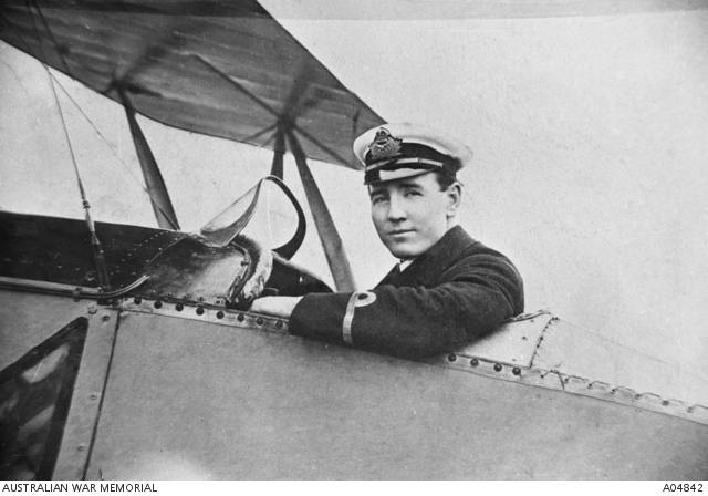 Portrait of Sub Lieutenant Roderick Stanley (Stan) Dallas, No 1 ...