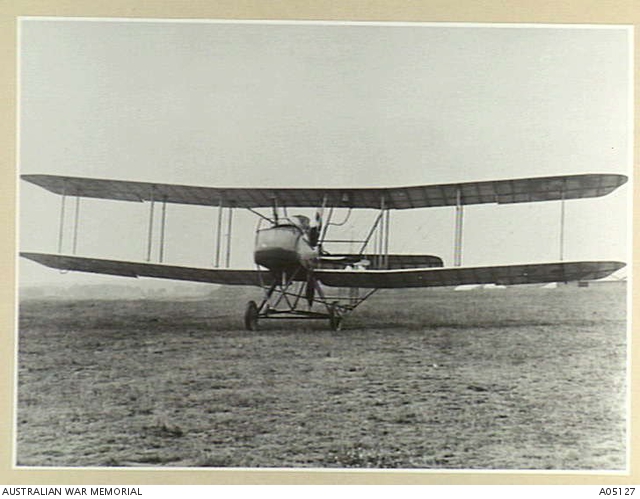 The Royal Aircraft Factory FE2b is a two seat aircraft with a pusher ...