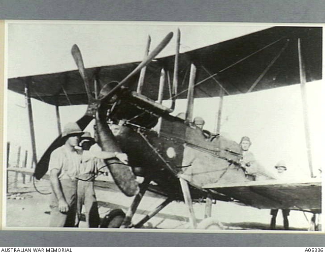 FRONT VIEW OF A B.E.2C. (WING COMMANDER E G ROBERTS COLLECTION ...
