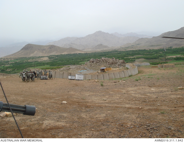 View out the left hand pilot window of Australian Army Chinook A15-201 ...