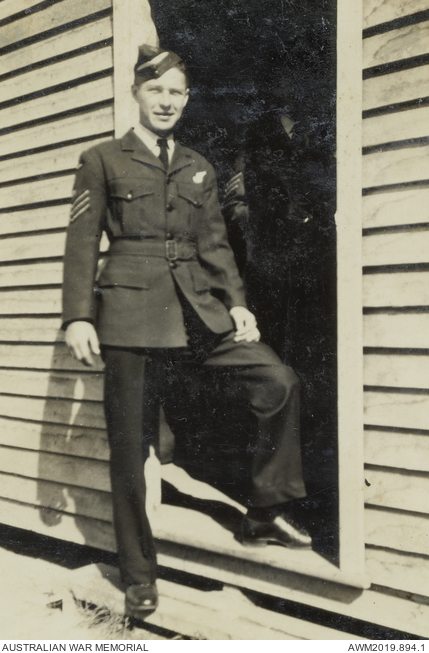 Studio portrait of 405371 Sergeant (Sgt) Robert William Wilson, 70 ...