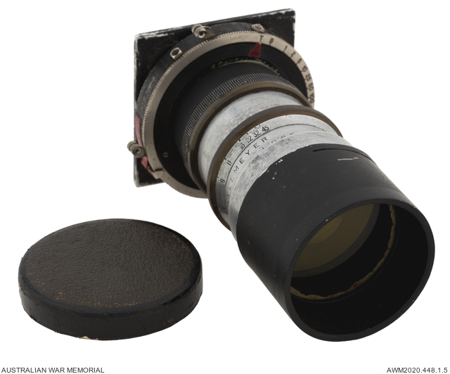 Dallon 10 inch tele-anastigmat lens on lens plate: Lieutenant Alan ...