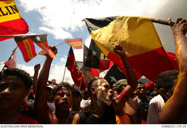 Campaigners for the Fretlin Party on the streets of the East Timorese ...