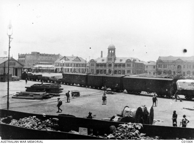 Australian soldiers on guard duty on the wharf while the troopship ...