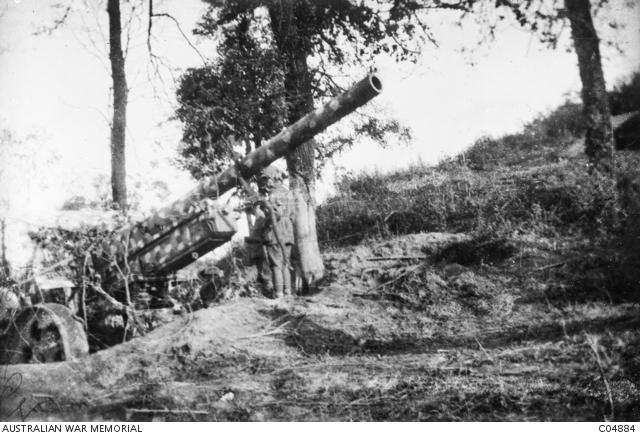 Enemy high velocity gun captured by Australians between Cerisy and ...
