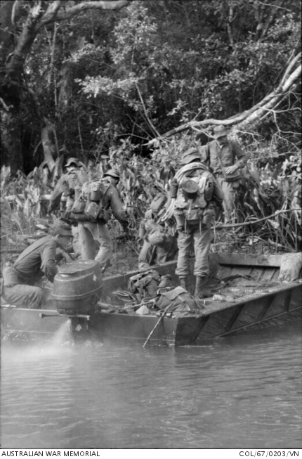 Members of A Company, 6th Battalion, The Royal Australian Regiment ...