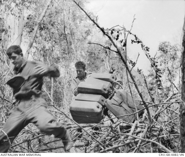A soldier from 7th Battalion, The Royal Australian Regiment (7RAR ...