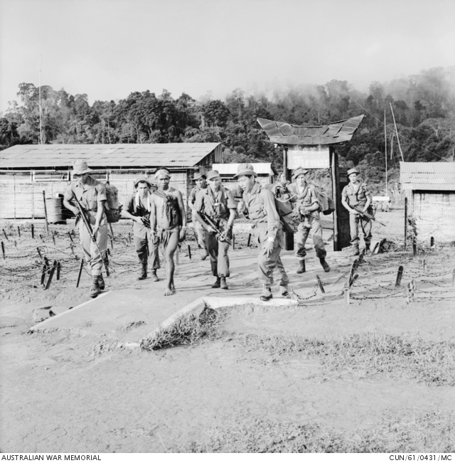 Australian soldiers from Support Company, 1st Battalion, The Royal ...