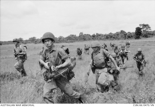 Moving out: Australian troops of the 6th Battalion, The Royal ...