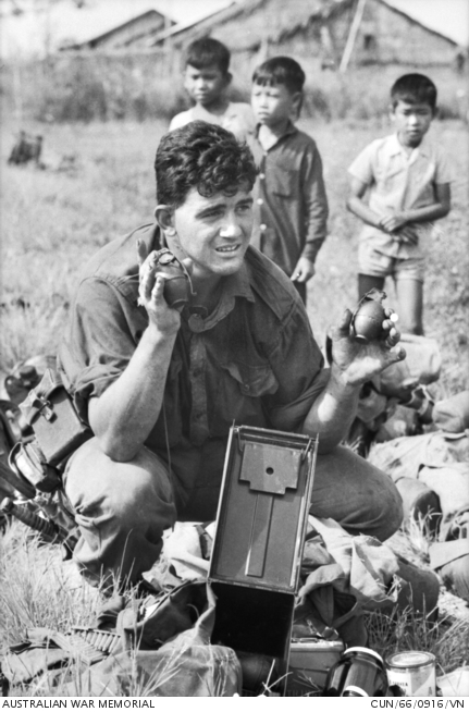 Vietnam. 1966-10. 2781622 Private Ray Keith Harding of Bankstown, NSW ...
