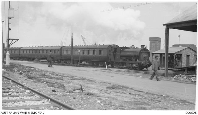 The special train, conveying Australian munition and war workers ...