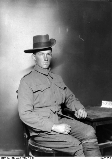Darge Photographic Company collection of negatives | Australian War ...
