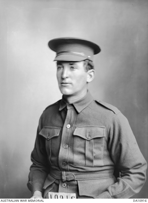 Darge Photographic Company collection of negatives | Australian War ...