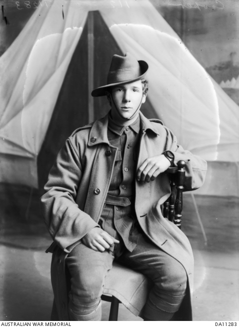 Darge Photographic Company collection of negatives | Australian War ...