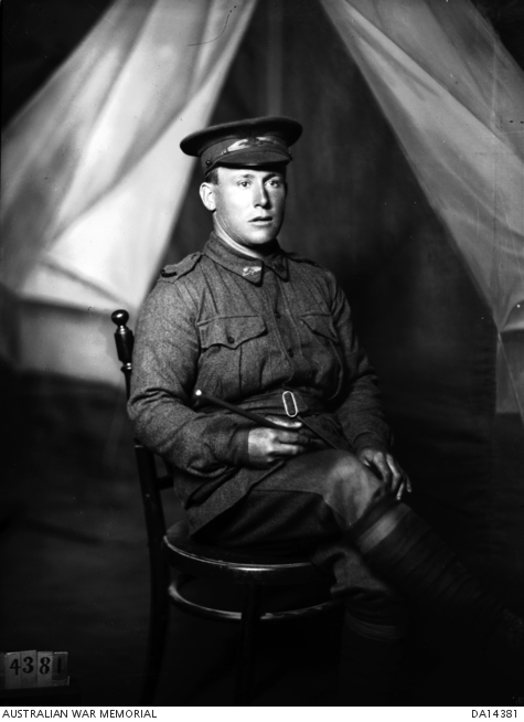 Darge Photographic Company collection of negatives | Australian War ...