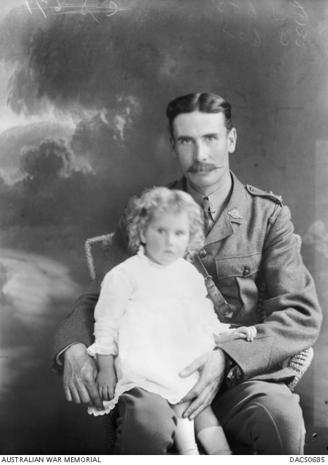 Darge Photographic Company collection of negatives | Australian War ...