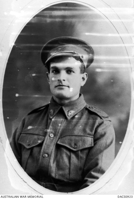 Darge Photographic Company collection of negatives | Australian War ...