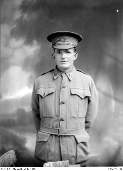 Darge Photographic Company collection of negatives | Australian War ...
