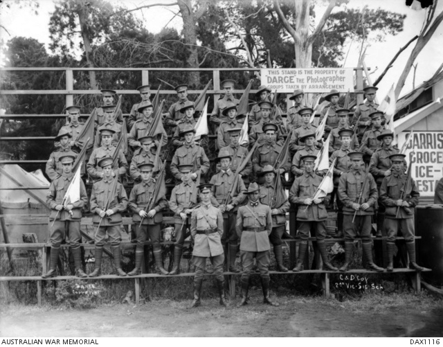 Darge Photographic Company collection of negatives | Australian War ...