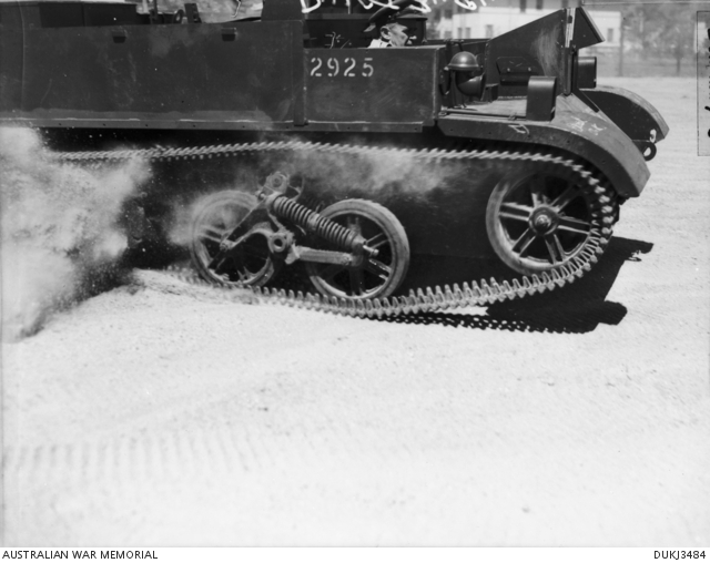 Royal Australian Electrical and Mechanical Engineers (RAEME) personnel ...