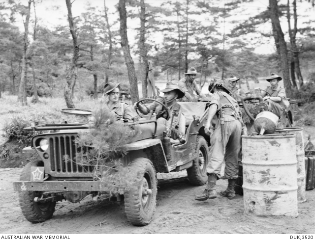 Troops of the 3rd Battalion, The Royal Australian Regiment (3RAR ...