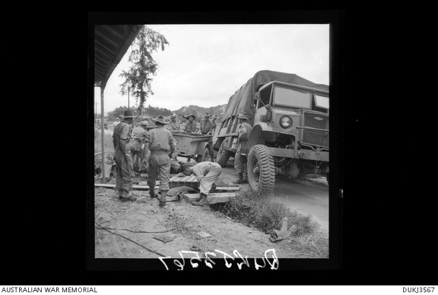 Troops of the 3rd Battalion, The Royal Australian Regiment (3RAR ...