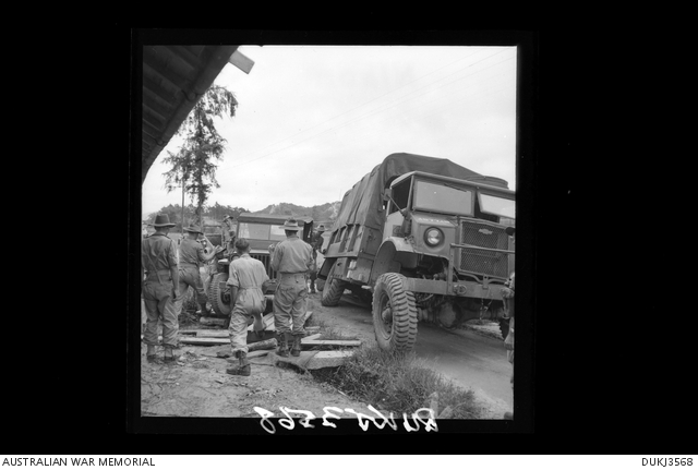 Troops of the 3rd Battalion, The Royal Australian Regiment (3RAR ...