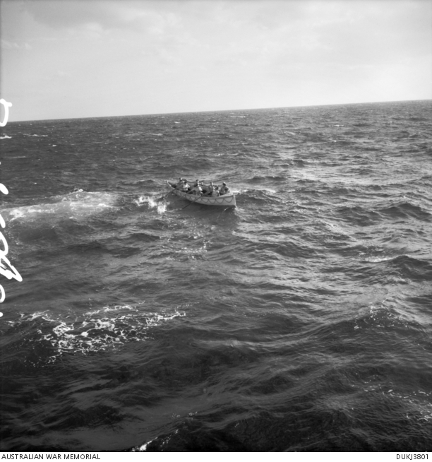 The crew of the RAN destroyer HMAS Bataan, participate in training ...