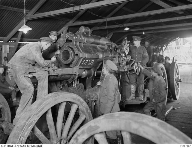 Mounting and overhauling a 9.2 inch British Howitzer gun at the 10th ...