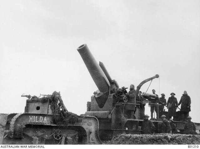 'Hilda', a 12 inch Howitzer gun on Railway Hill, in the Ypres sector ...