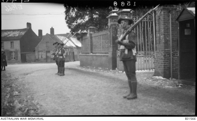 The Guard from the 26th Battalion presenting arms at the 1st Anzac ...