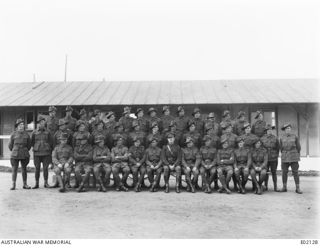 Group portrait of the Day Ward Staff of the 2nd Australian General ...