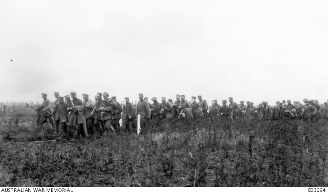 A large group of German prisoners captured by the Australians in the ...