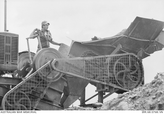 Nui Dat, South Vietnam. 1968-08-30. Sapper Trevor Campbell of Beenleigh ...