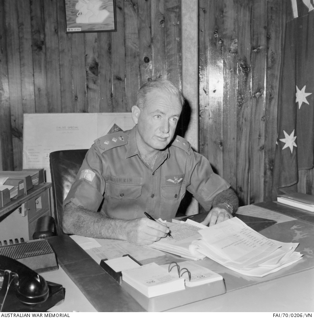 VUNG TAU, SOUTH VIETNAM. 1970-04. THE COMMANDER OF THE 1ST AUSTRALIAN ...