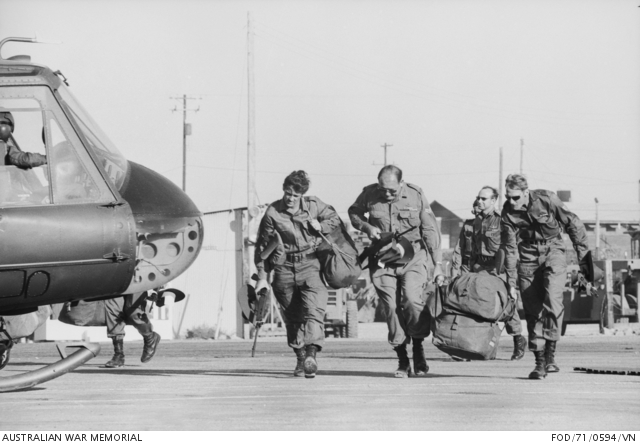South Vietnam. December 1971. Troops of 4RAR /NZ (ANZAC) (The ANZAC ...