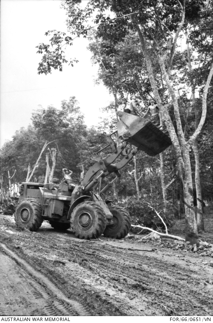 Binh Ba, Vietnam. 1966-08. Sapper (Spr) Col Schirmer of Lockhart, NSW ...
