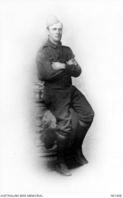 Studio portrait of 194 Private David Thomas Millikin A company 2nd ...