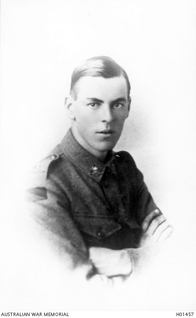 Studio portrait of 5089 Driver George Thomas Coote, 4th Battery, 2nd ...