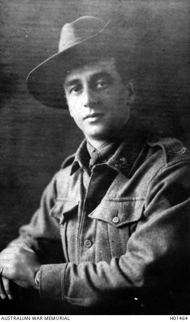 Studio portrait of 7325 Private Tom Bee, 2nd Casualty Clearing Station ...
