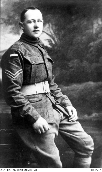 Studio portrait of 6061 Corporal William Thomas Lugg, 8th Battalion of ...