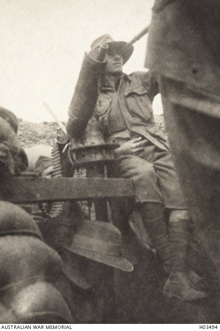 Gallipoli. 1915. Australian soldiers operating a Vickers machine gun ...