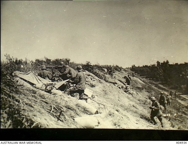 Italy. c. 1918. Italian soldiers manning machine guns at the New Piave ...