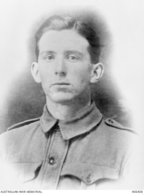 Studio portrait of 1512 Private (Pte) Edward George Brain, 22nd ...