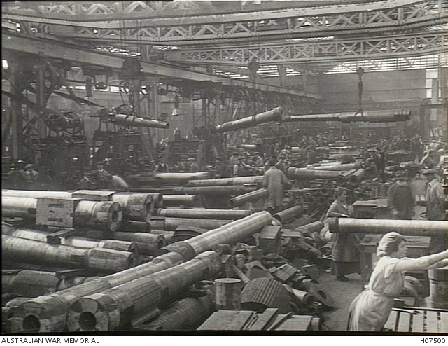 England. The howitzer construction section in one of England's gun ...
