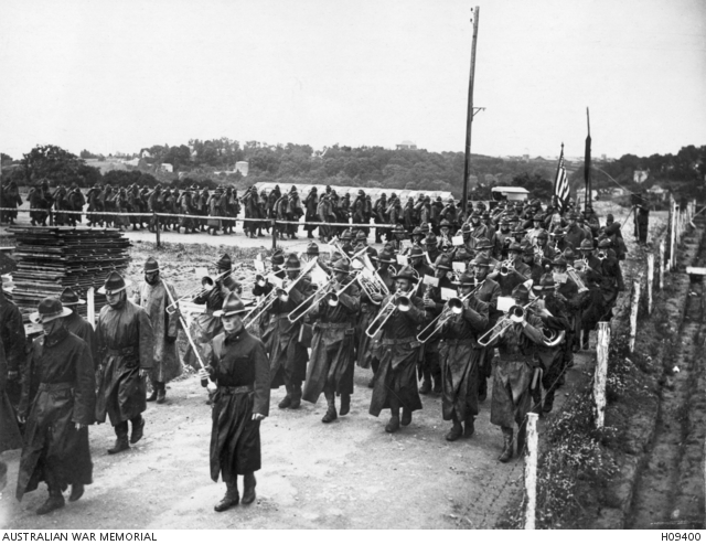 A detachment of American soldiers of the American Expeditionary Force ...